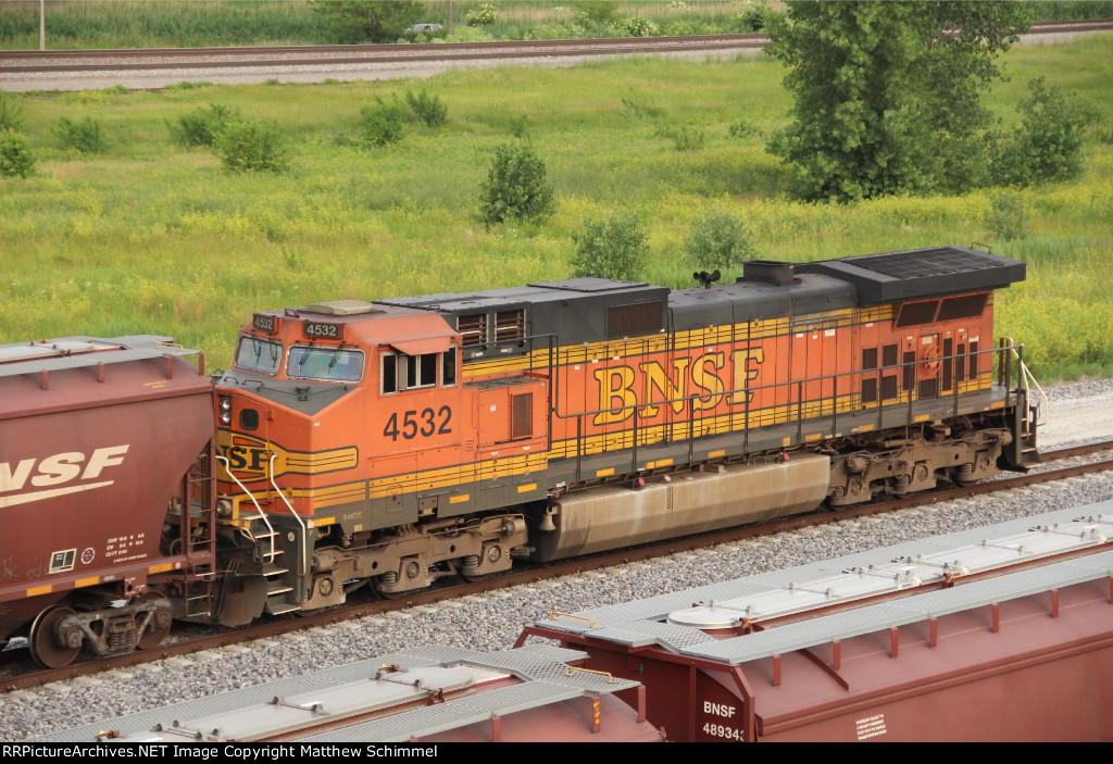 BNSF 4532 - DPU